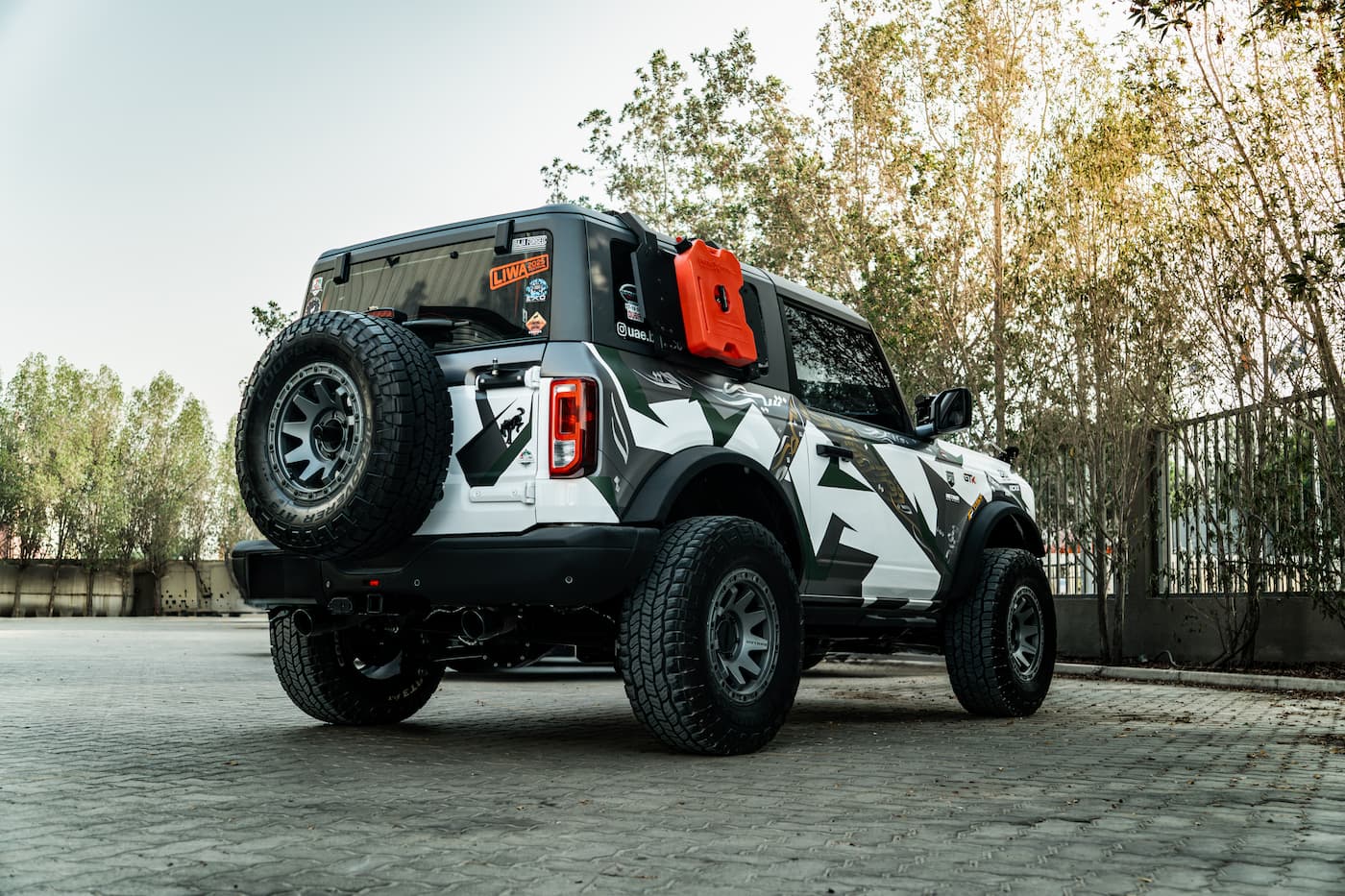 Ford Bronco 2dr 2021+ - Half Rack & Side Plates